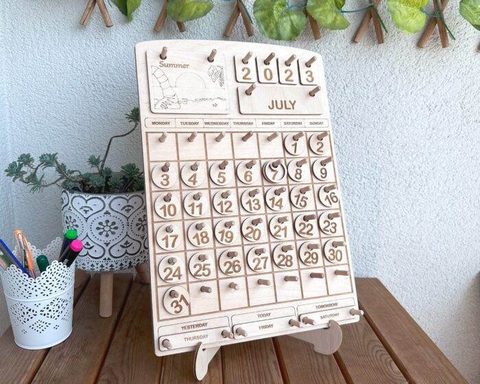 Woodtone Perpetual Calendar Natural - BePatterns